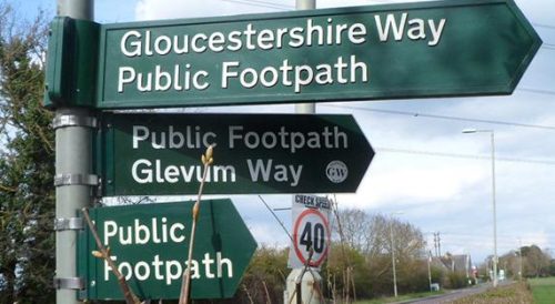 A Comprehensive Guide to Pathfinding Signs in the UK